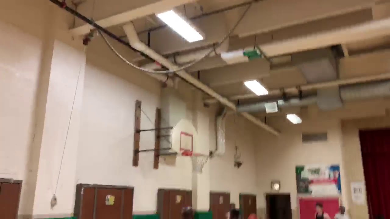 Shane Hough CRAZY DUNK! Curie High School in Chicago - AAU DUNK - - YouTube