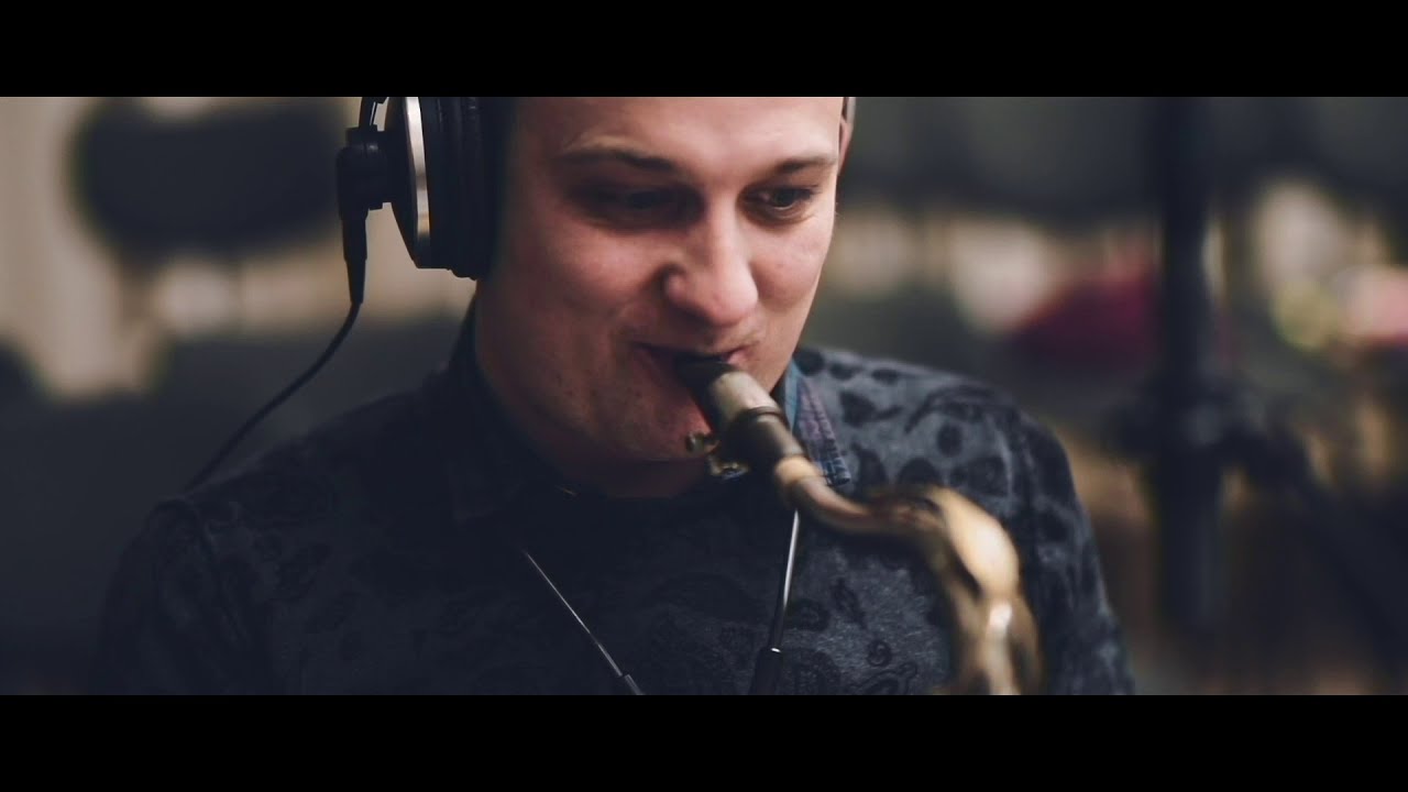 Mega Mereneu Project - Liquid (Emiliano Sampaio) featuring Michael ...