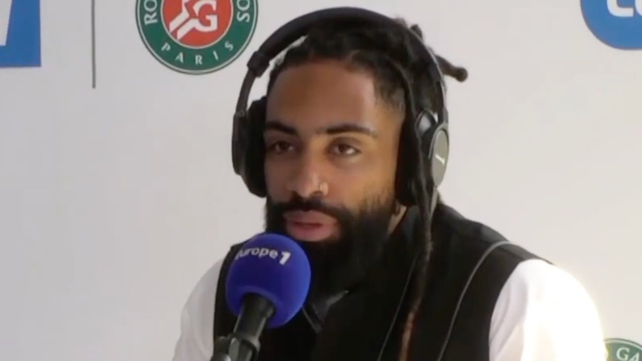 Fary raconte son nouveau spectacle qu'il va jouer à Roland-Garros - YouTube