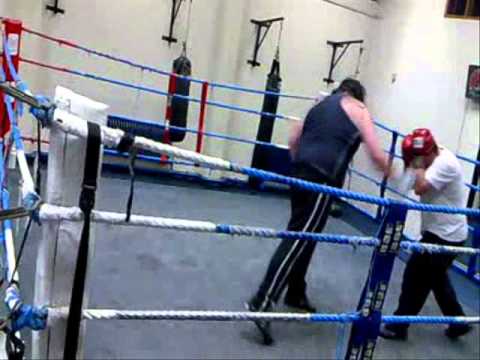 Carl n Kev Sparring @ Gemini Boxing Gym - YouTube