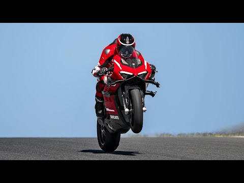 Superleggera V4: Performance