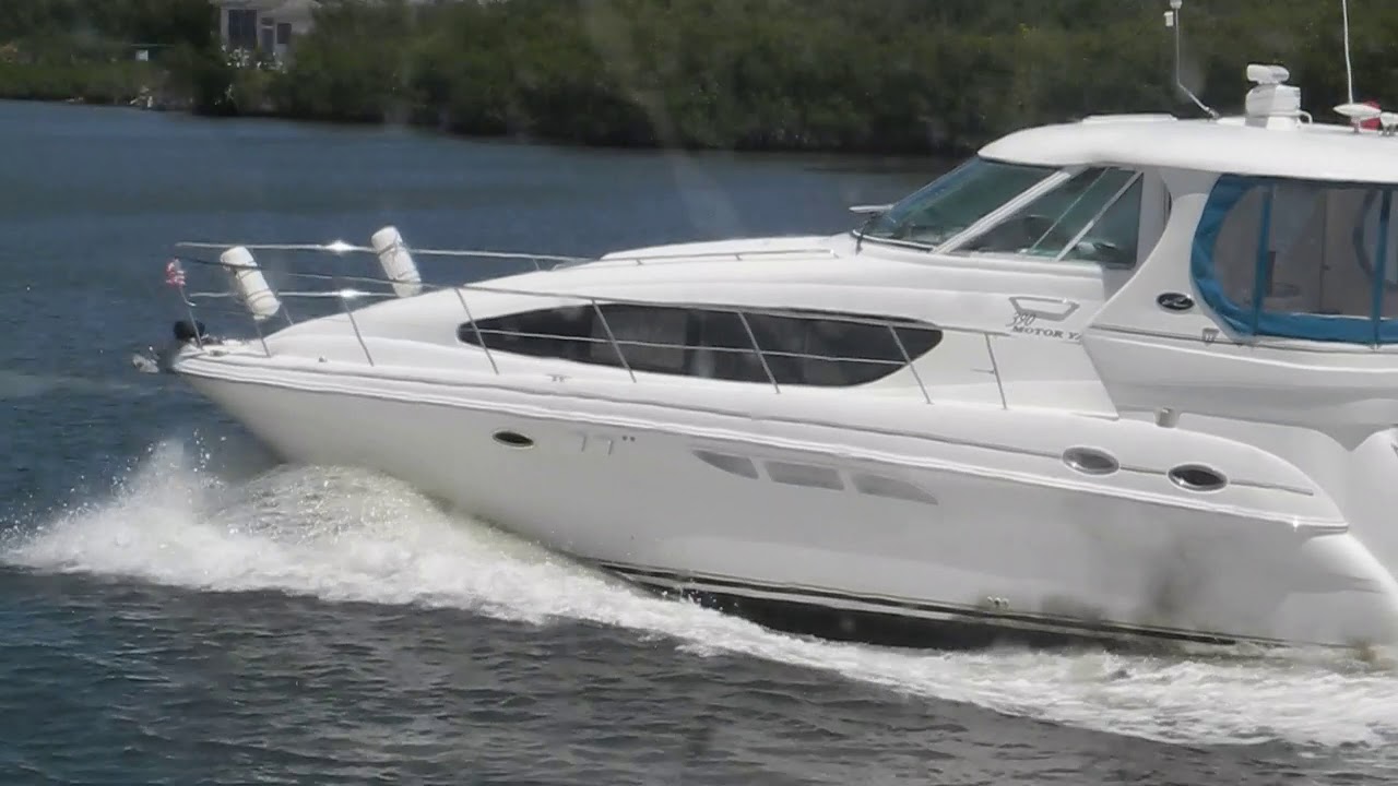 Slow speed, minimum wake NOT - YouTube