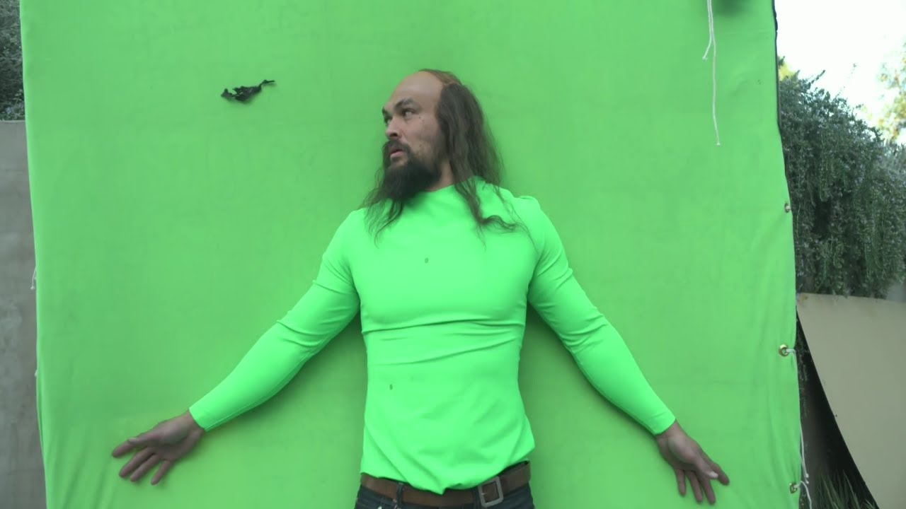 Jason Momoa Bodysuit Unmask (Behind the Scenes) - YouTube