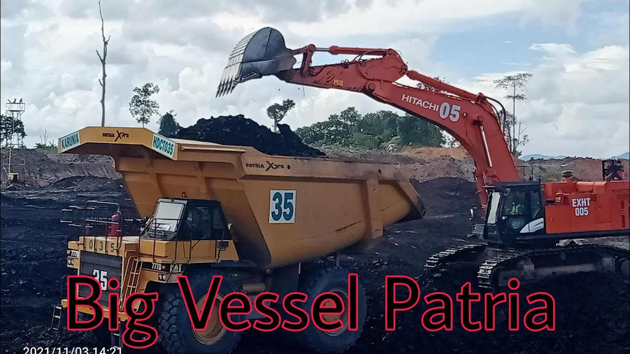 Coal Mining !! Excavator Hitachi Loading Coal Truck Vessel Patria ...