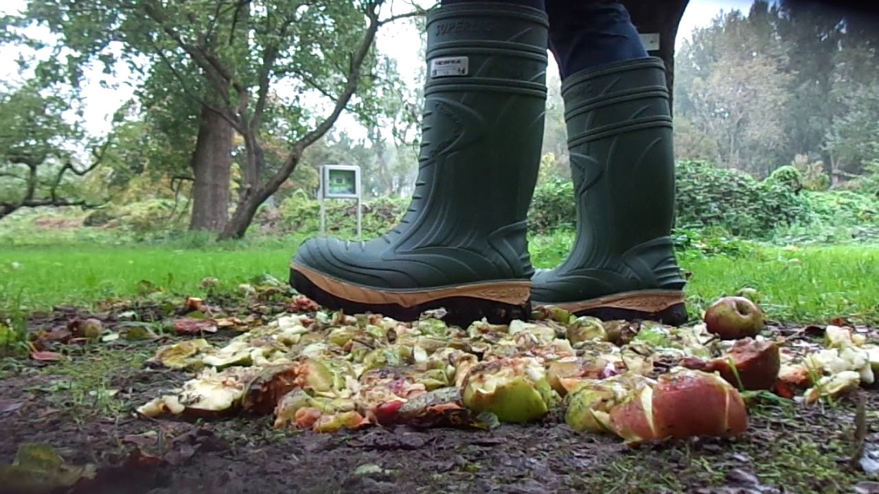 Cofra Thermo Boots food stomp, trampling apples in orchard - YouTube
