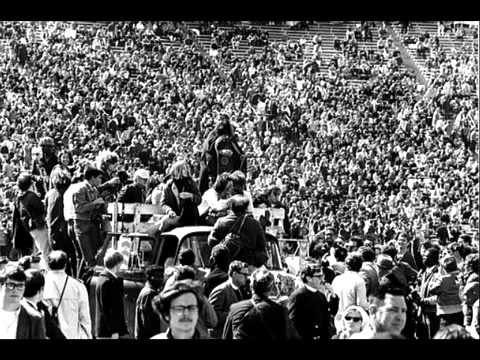 What's Going On - Marvin Gaye (Vietnam War) - YouTube