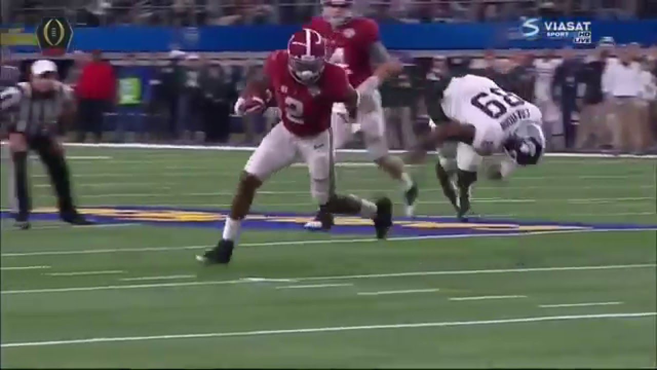 Derrick Henry Stiff Arm - YouTube