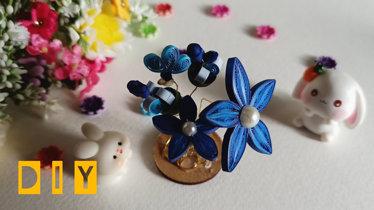 DIY: Paper Quilling Flowers Decor Idea | Cute miniature showpiece craft ...
