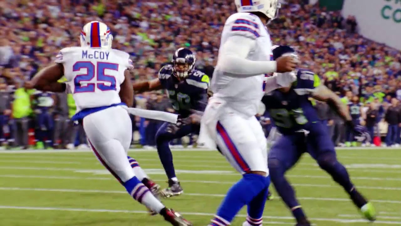 LeSean McCoy: how he emulates Barry Sanders - YouTube