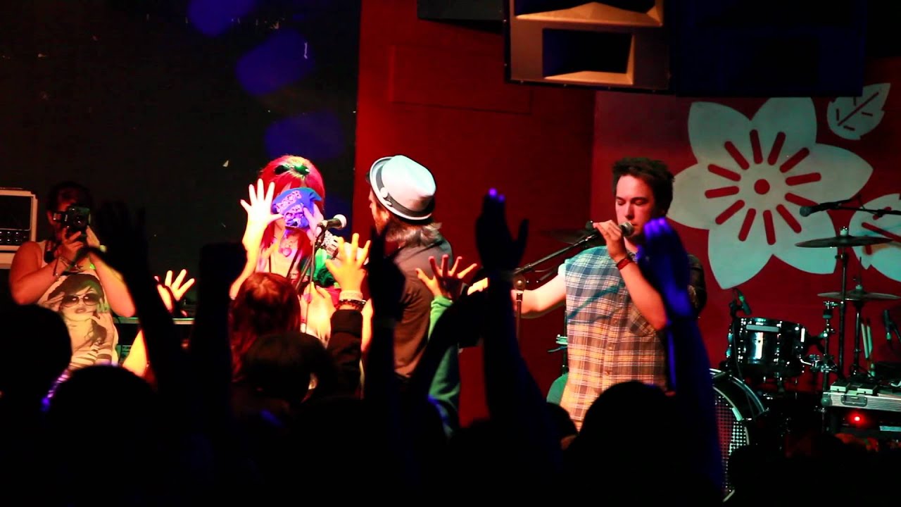 Flip Flop And Fangs Alternative Clothing Giveaway 2012 - YouTube