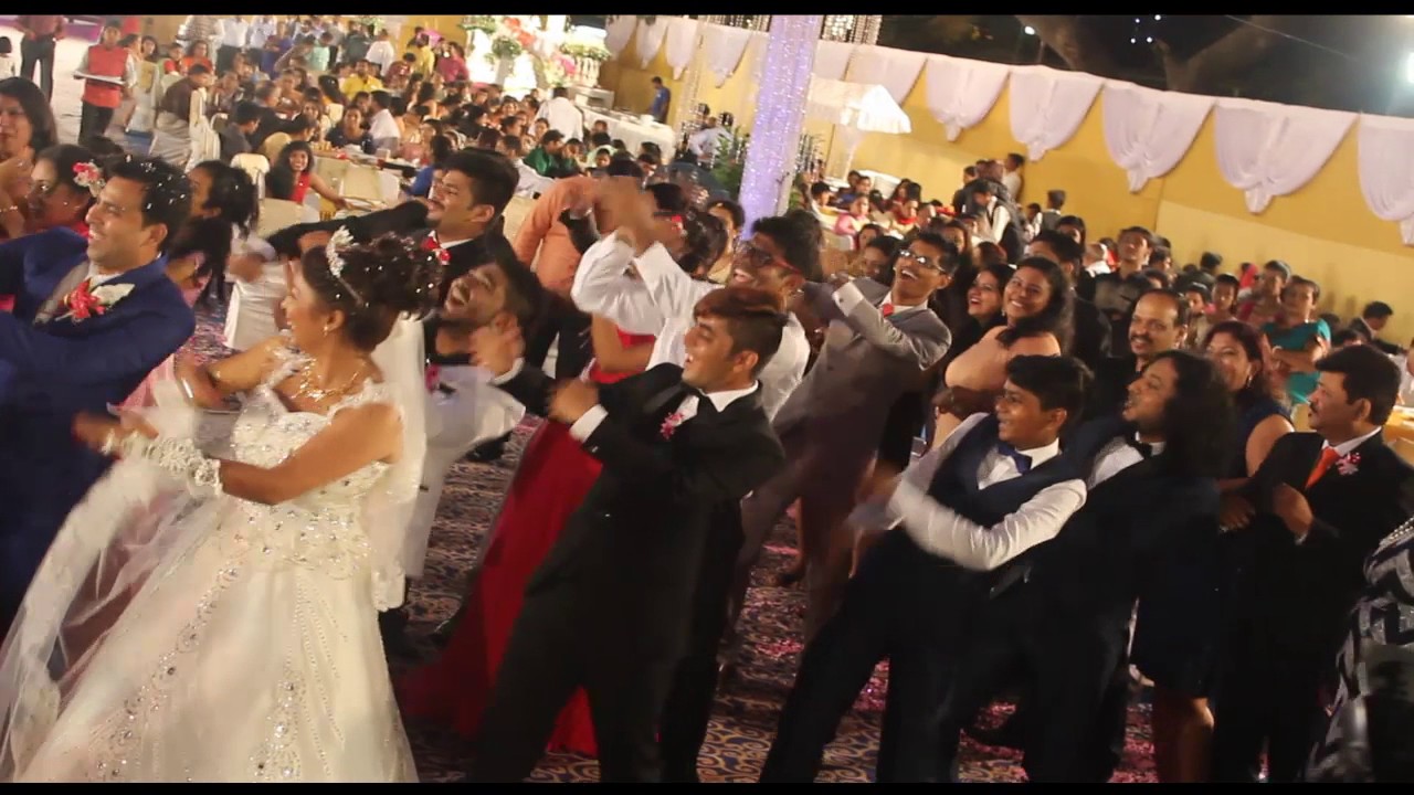 Wedding line dance on Wobble - YouTube