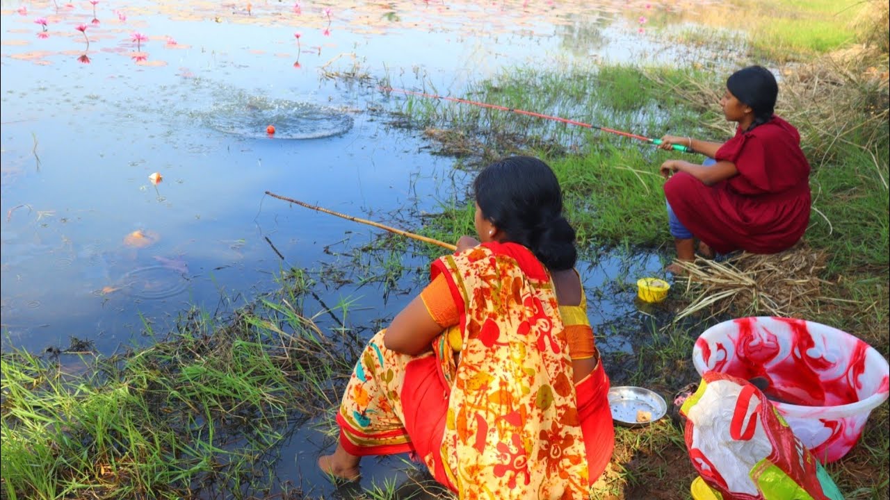 Indian Village Girl Fish Catching | Hook Fishing In Village Lotus Pond ...