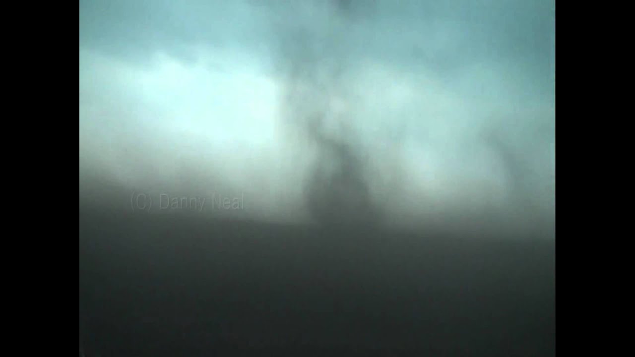 April 9th, 2011 - Tornado Outbreak in Iowa - YouTube