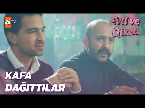 Erkek erkeğe kafa dağıtmaya gittiler - Evli ve Öfkeli 11. Bölüm