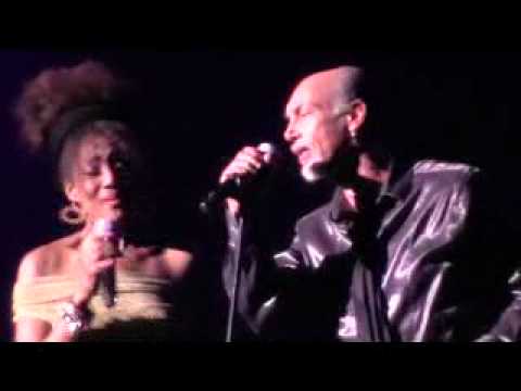 Ahmed Mouici Joniece Jamison IT'S A MAN'S MAN'S WORLD - YouTube