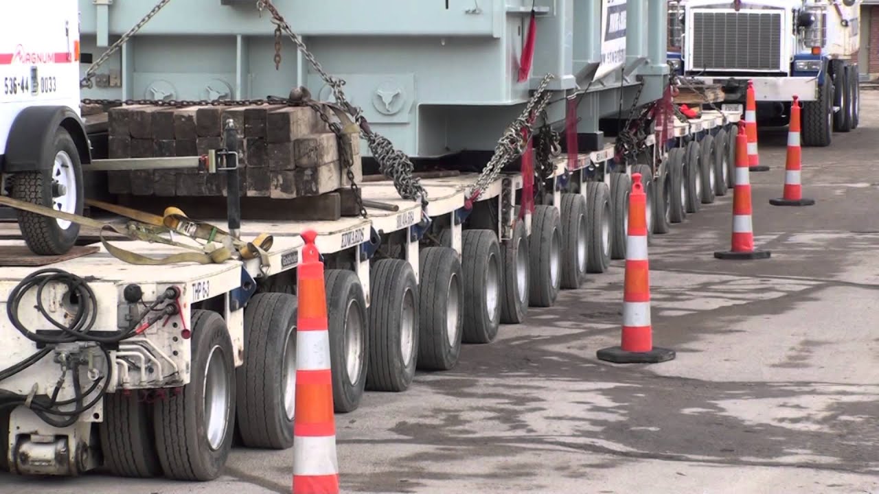 Moving a 500,000-pound transformer is all in a day's work - YouTube