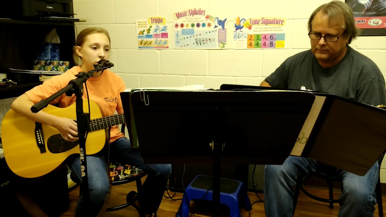 Maya Trippe \ practicing Girl Crush cover - YouTube