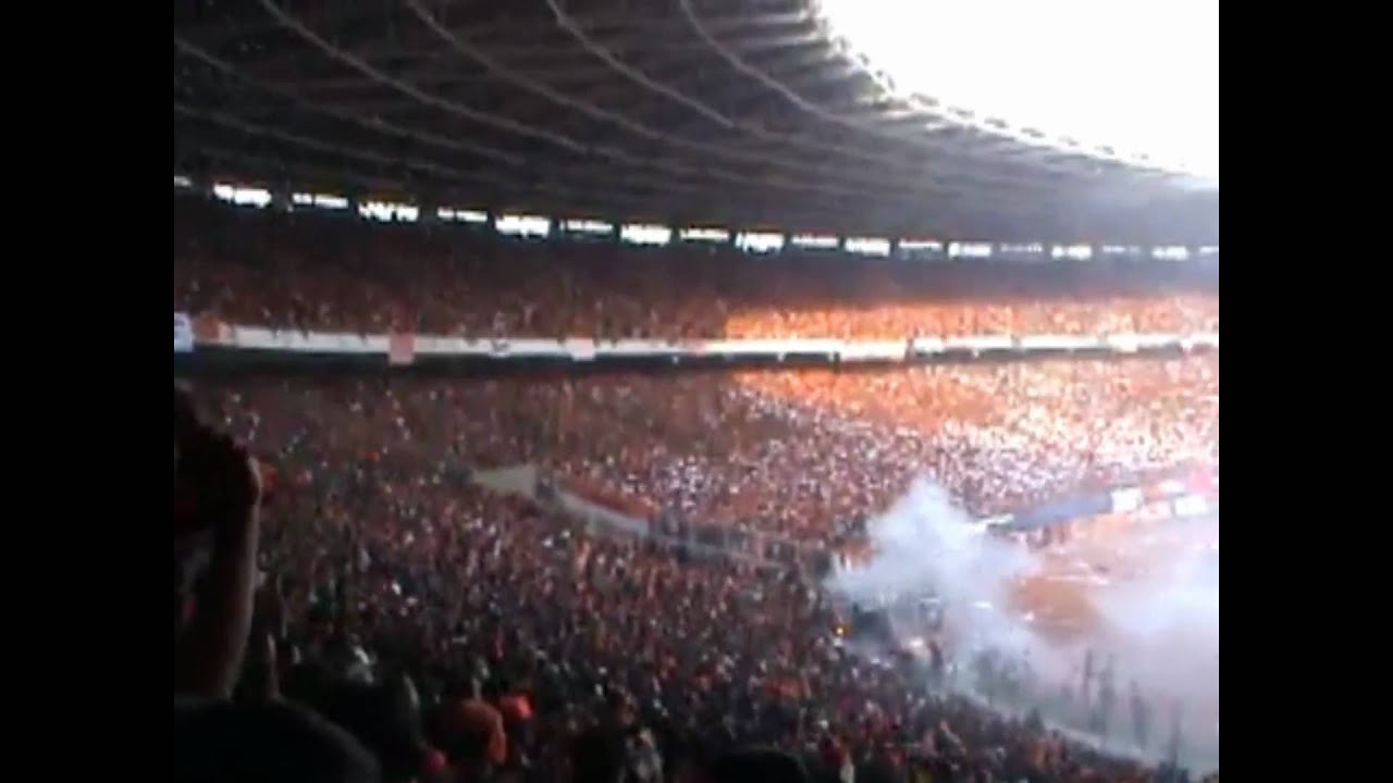 ULTRAS "5" PERSIJA - YouTube