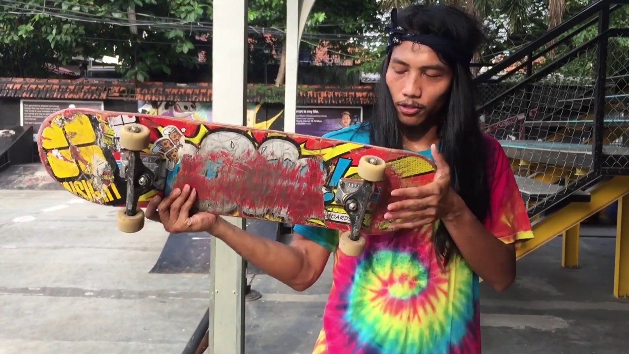 Trick and tips FRONTSIDE FEEBLE GRIND & 360FLIP - YouTube