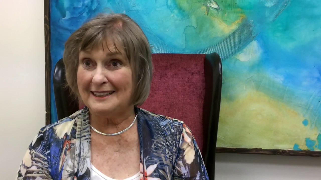 Bilateral Knees Stem Cell Testimonial- Judy W. - YouTube