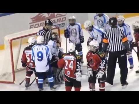 Ice Hockey Russian Kids Fighting | ice hockey fights whole team - YouTube