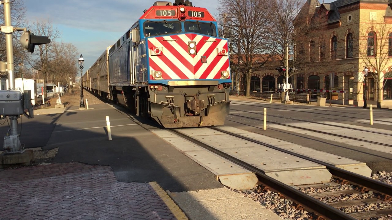 Outbound Metra 105 Express Passing Riverside IL - YouTube