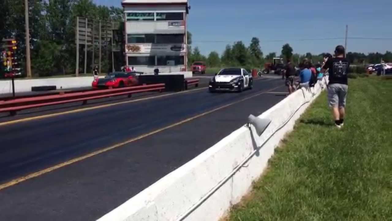 AMS Alpha GTR 1/4 mile drag race - YouTube