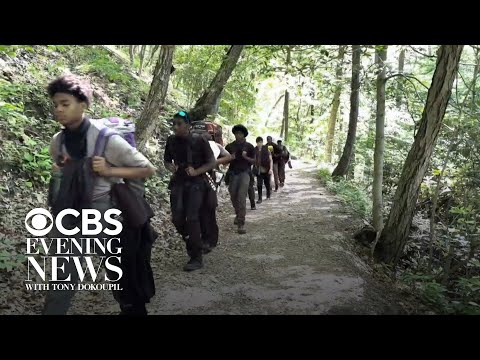 New Jersey school requires freshmen to go on 55-mile hike