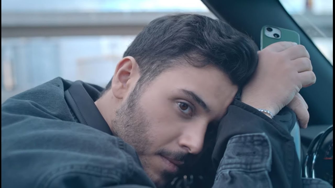 Al Walid Hallani - Mesh Wadeh | الوليد الحلاني - مش واضح - YouTube