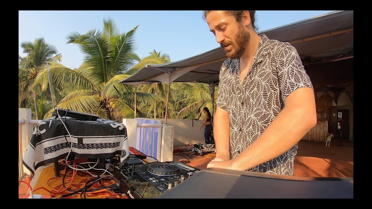 Slip Hypnotic - Live Sunset @ Goa DJ School (Full Set Movie) - YouTube