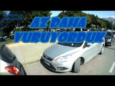 KAZAYA RAMAK KALA SÜRÜCÜ KAPIYA TEKME ATARAK AÇIYOR! l  MOTORUN ÜSTÜNDEKİ ARTİST:)