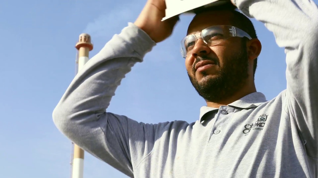 Obeikan glass Factory - YouTube