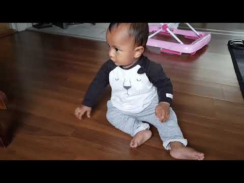 Baby Crawling so fast - YouTube