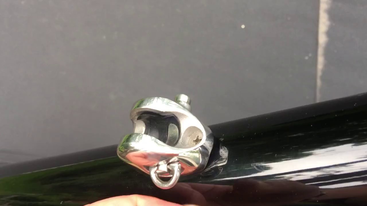 Bimini lock - 2015+ AR240 Yamaha - YouTube