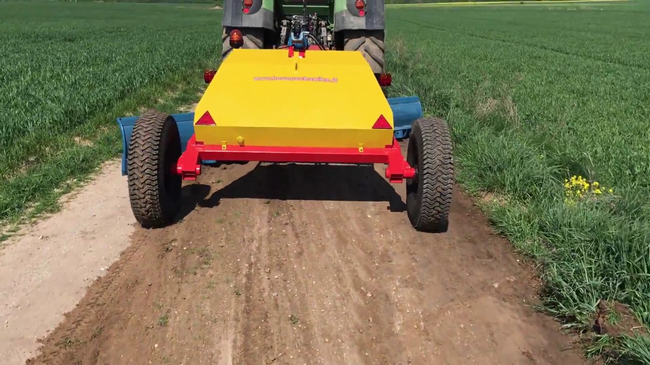 Greideris GR 4500 - YouTube