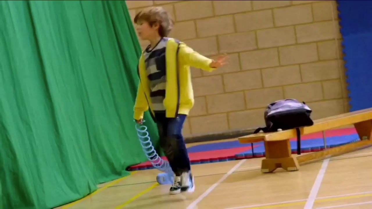 CBBC Slinkey Ident (2016-) - YouTube