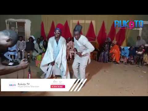 Wawa Nupe showing some dancing moves