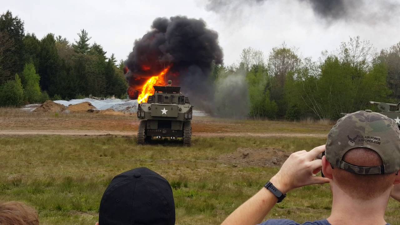 Tank flamethrower demo - YouTube