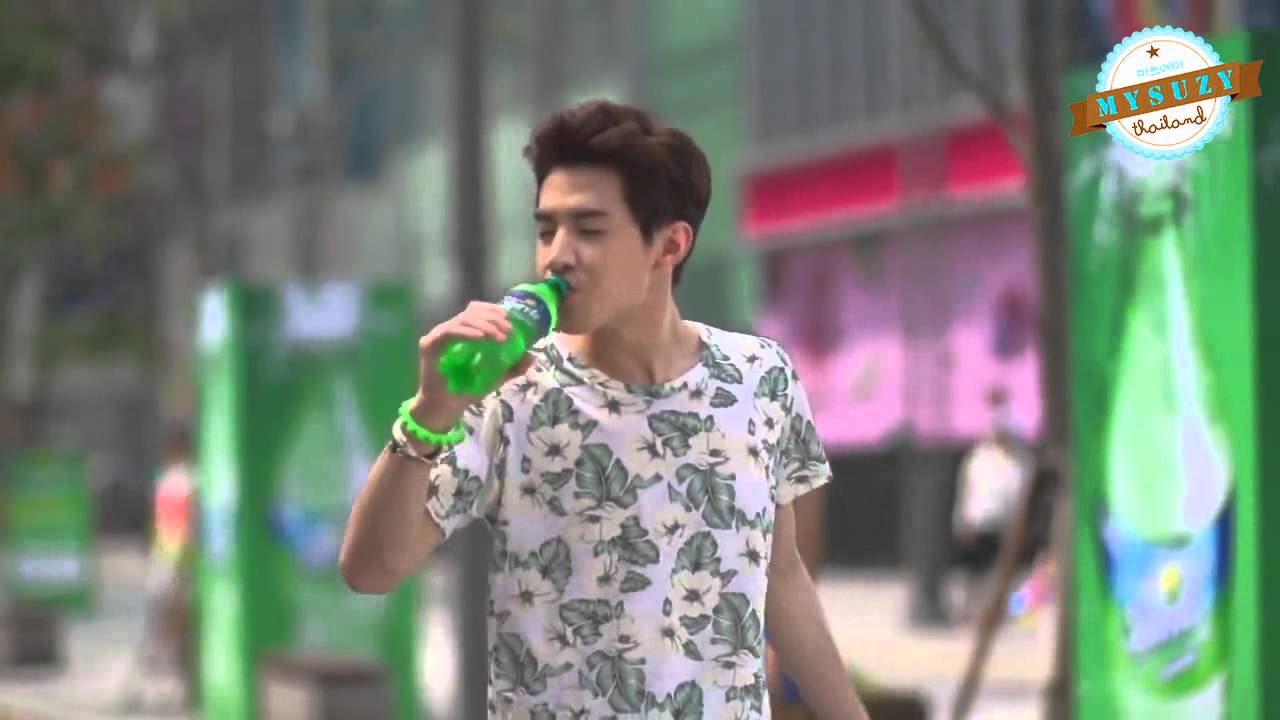 [THAISUB] Suzy & Henry - Sprite CF - YouTube