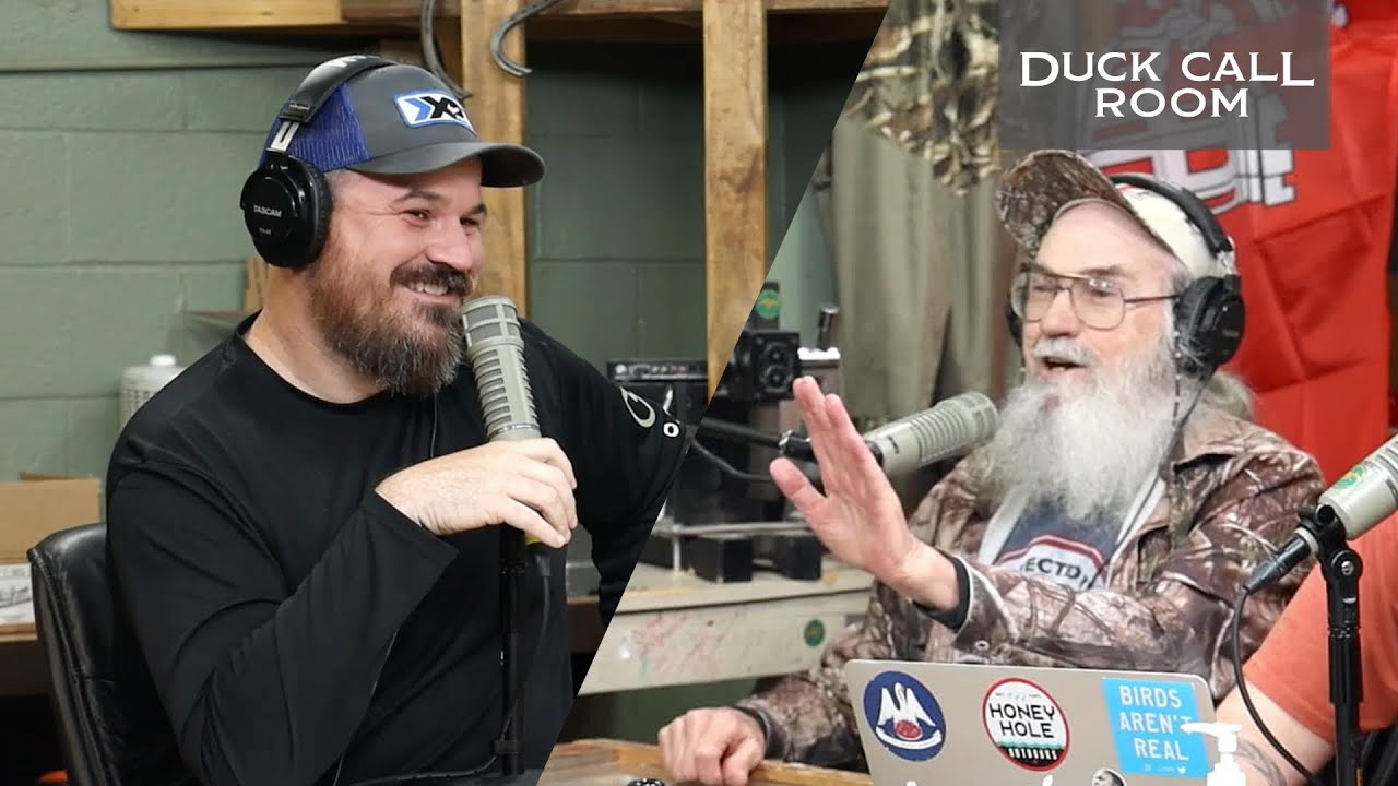 Uncle Si Lets His Freak Flag Fly | Duck Call Room #24 - YouTube