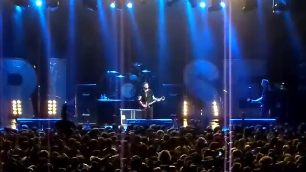 Rise Against live in Sydney 2015 - YouTube