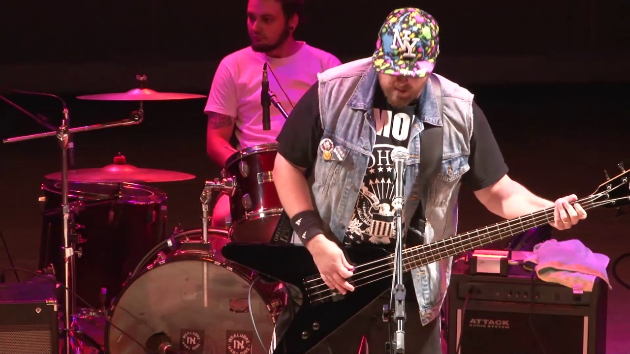 eutha "ANTIPATIA" ao vivo no Netuno Fest TAC 2016 - YouTube