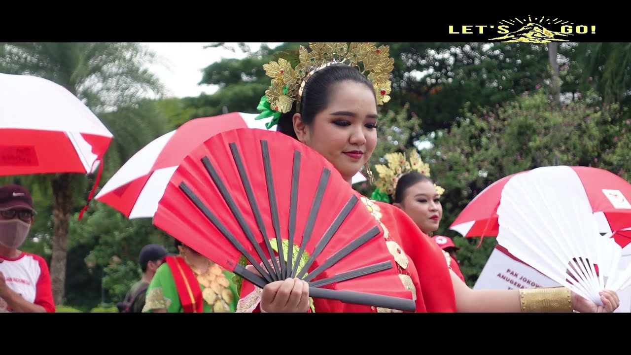 Tari Pakarena - Fantastic Fan Dance with Angin Mamiri Song from South ...