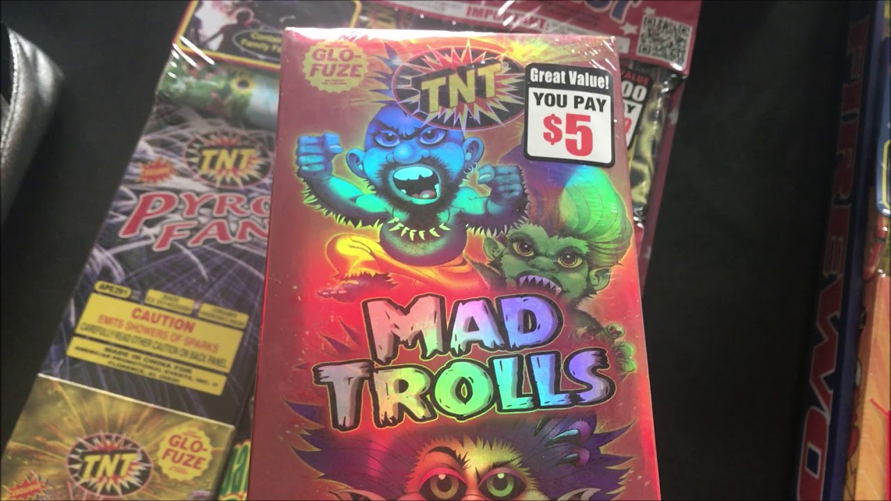 TNT FIREWORKS THE MAD TROLLS REVIEW DEMO, WATCH BEFORE YOU BUY - YouTube