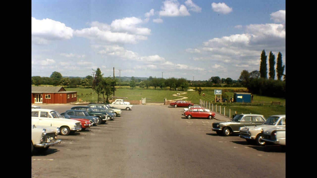 Pershore Swimming Pool Construction 1970 - YouTube