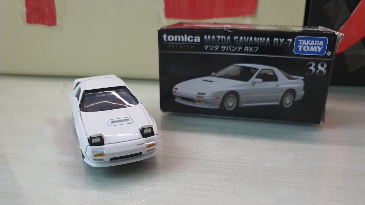 토미카 프리미엄 이니셜 차 마츠다 RX-7 38 - YouTube