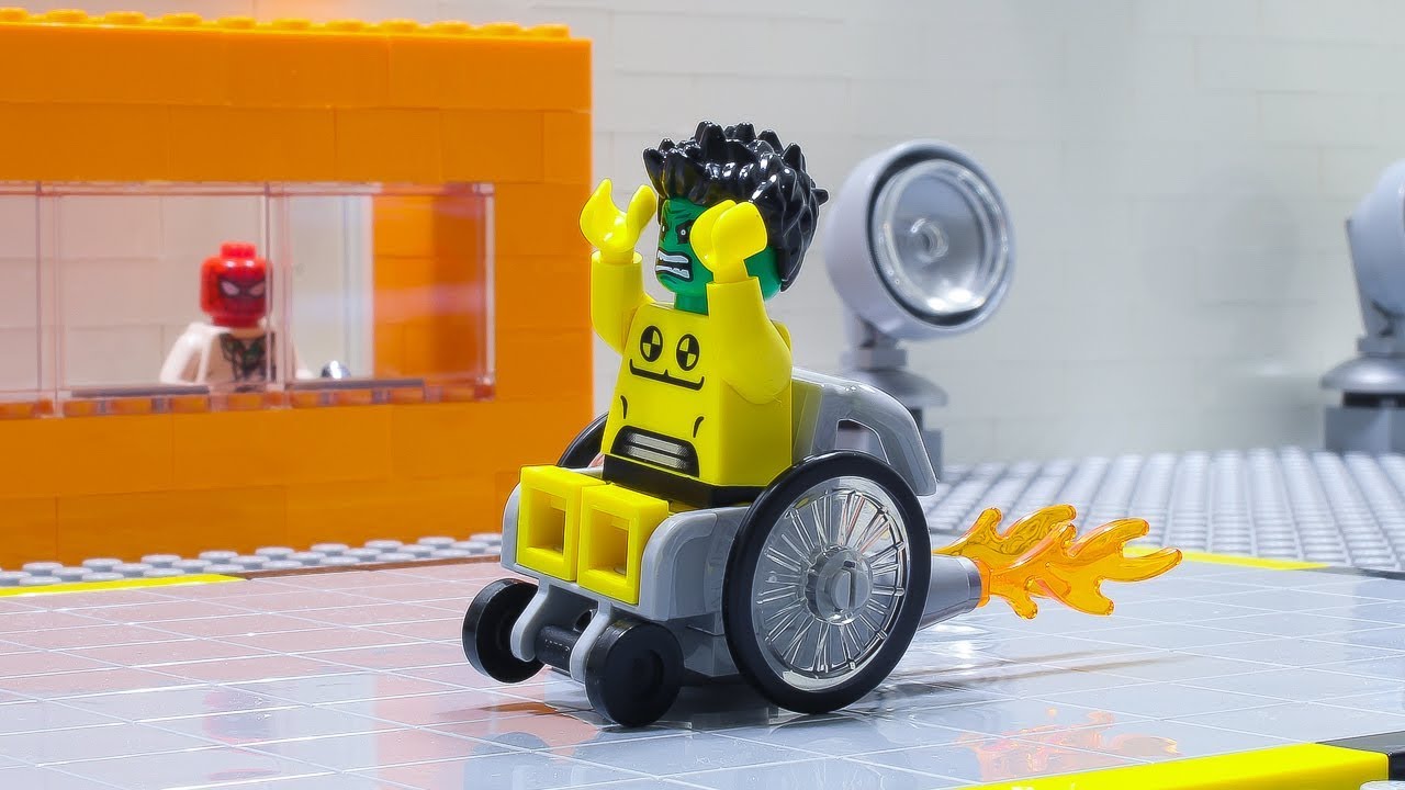 Lego Hulk Crash Test Dummy - YouTube