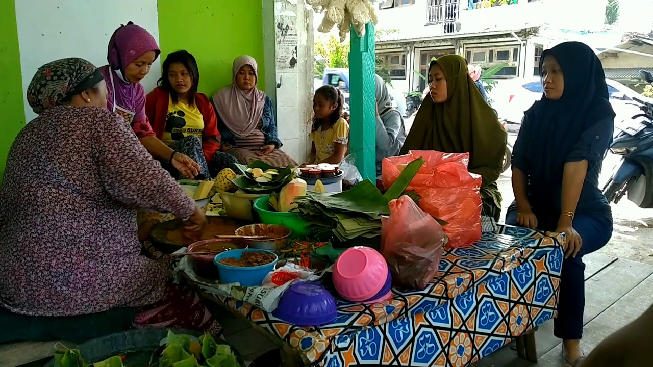 Rujak Mak Tas Paciran | Cinematic Video - YouTube