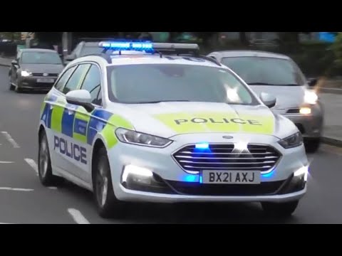 Metropolitan Police, Ford Mondeo Dog Support Unit responding - YouTube