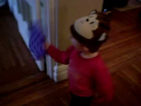 PB270153 The Energizer Monkey - YouTube